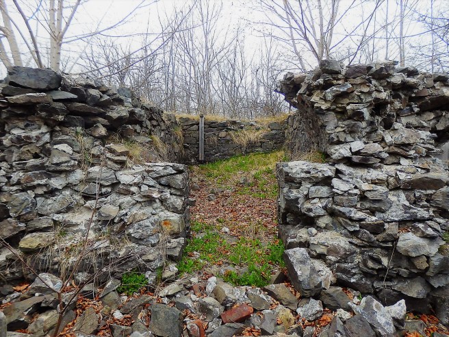 Powder magazine from the War of 1812 – Jnana's Red Barn